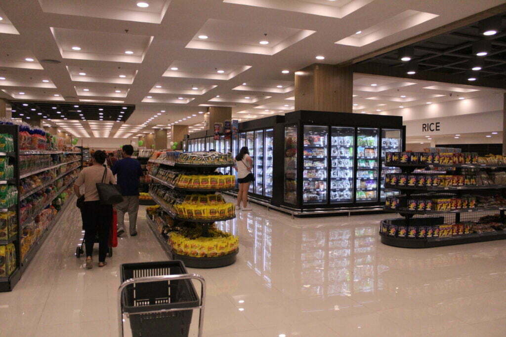 GMall of Cebu Opens! - North Reclamation Area - Condonians