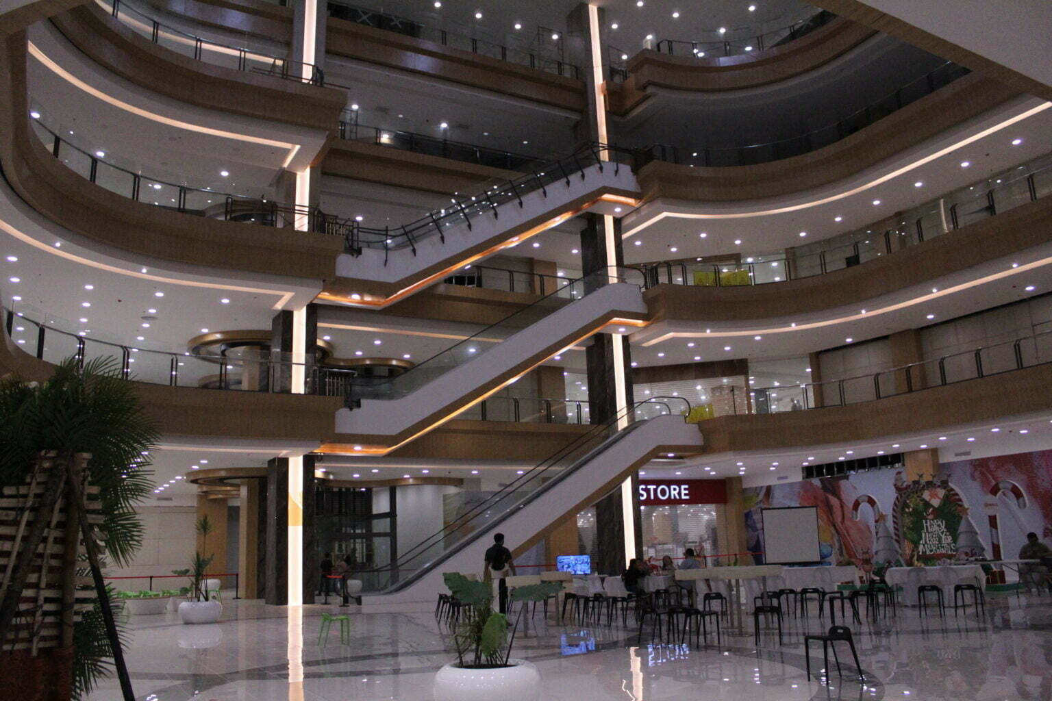 GMall of Cebu Opens! - North Reclamation Area - Condonians